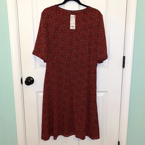 Uniqlo | Dresses | Red Floral Uniqlo Chiffon Midi Dress Nwt | Poshmark